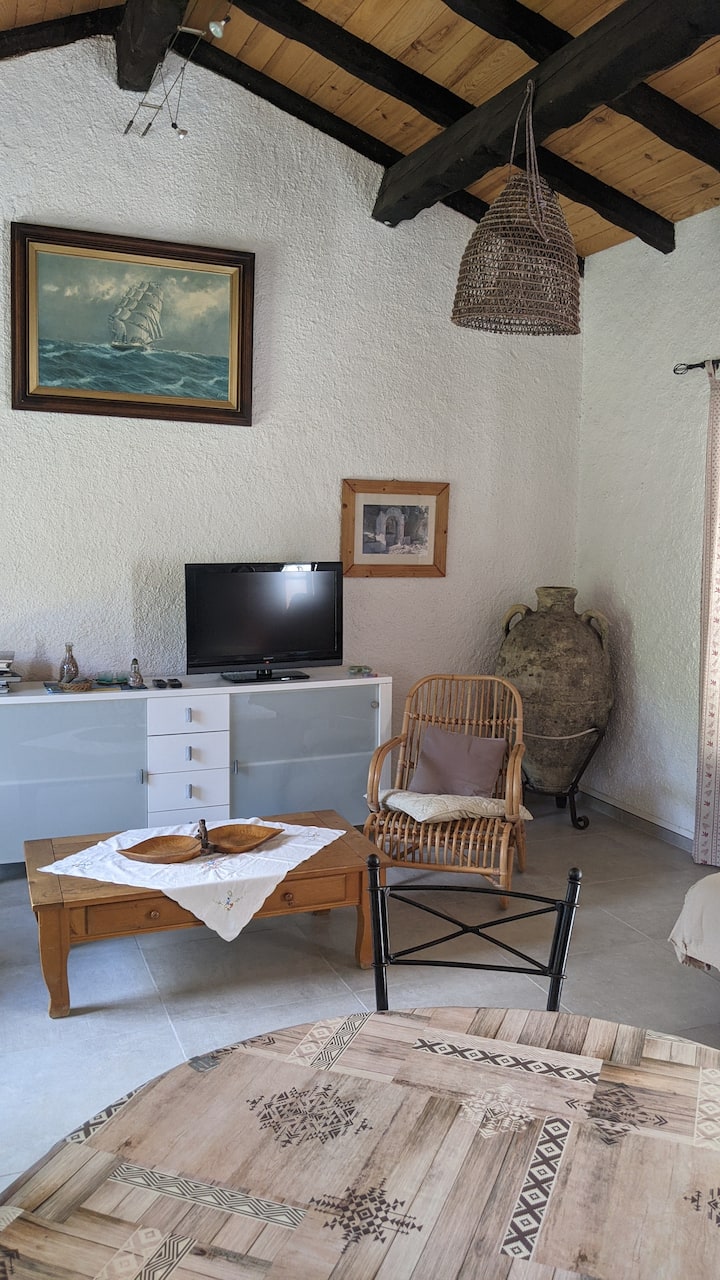 Appartement Spacieux Et Lumineux Avec Terrasse - Plage de Macinaggio