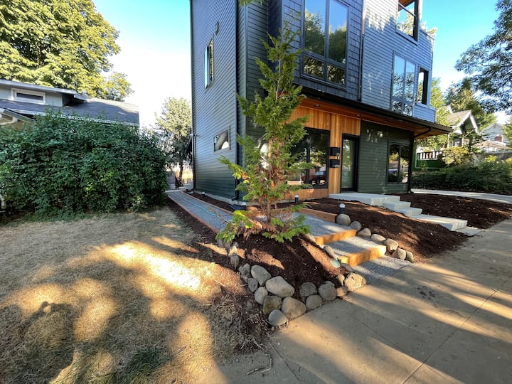 charming 1926 portland 2-bedroom bungalow - Townhouses for Rent in ...