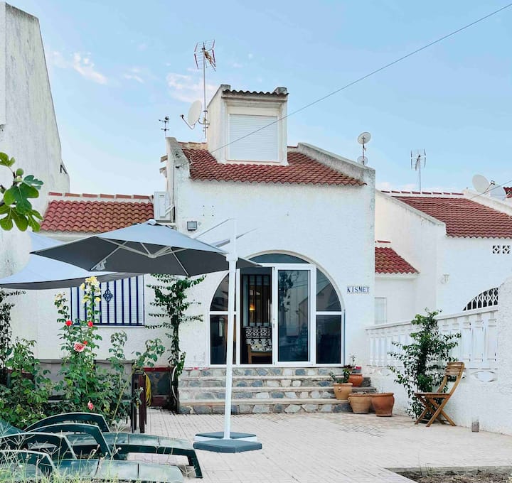 Bungalow Near The Beach With Pool - Torrevieja