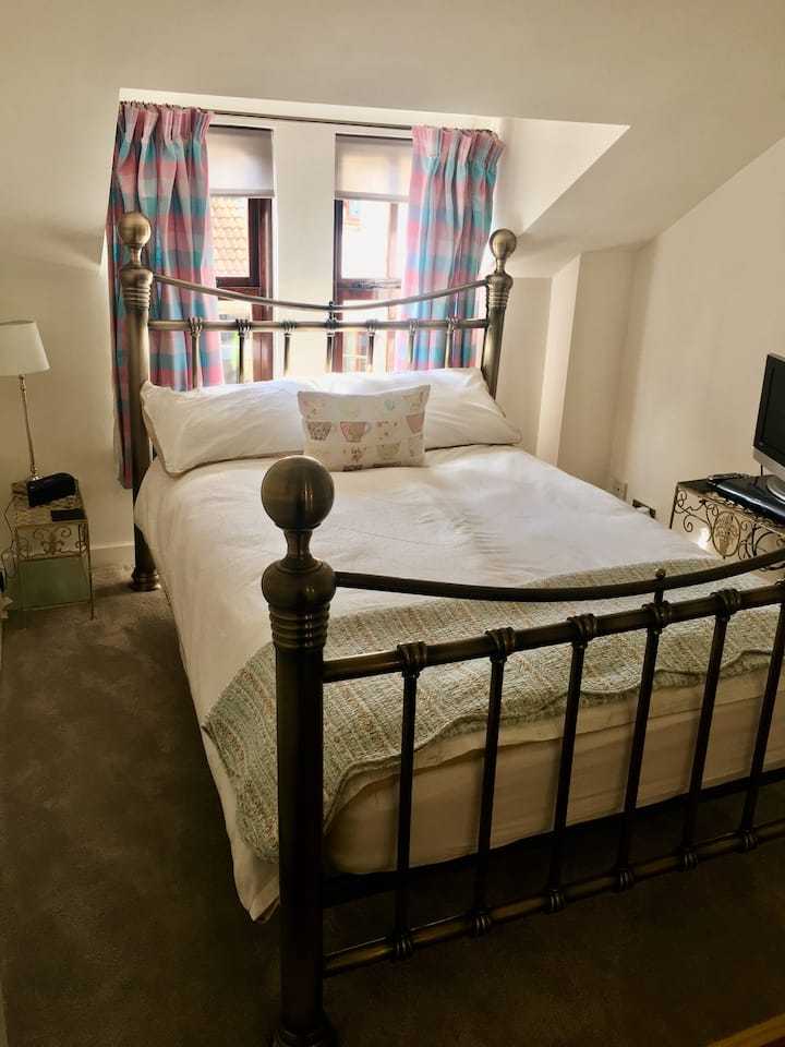 The Tea Loft - Newly  Refurbished- Near Bath - Bath