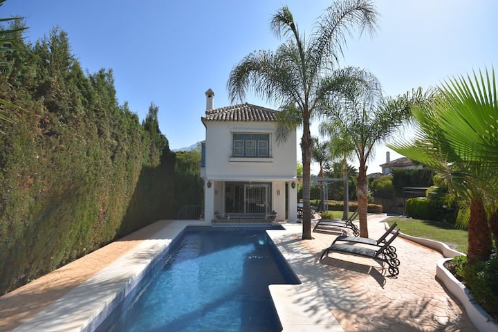 Villa Serenity, Luxury Villa Close To Puerto Banus - Costa del Sol