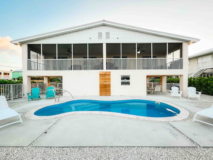 Bayside Canal Front, Pool, Bay View, Marathon Keys - Florida Keys