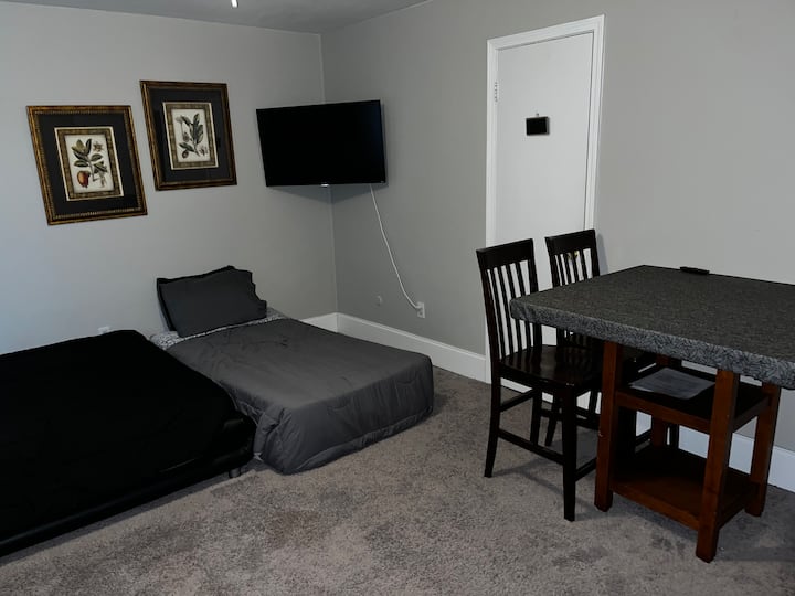Smartspace/closetobeach/hispeedwifi - Virginia Beach