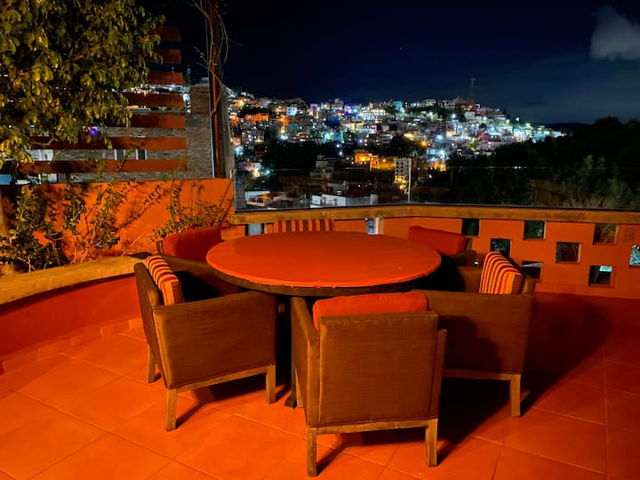 Family Getaway | Rooftop Terrace | Stunning Views - 과나후아토