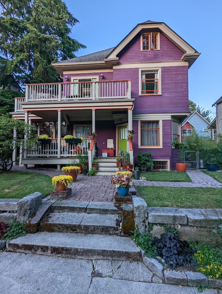 Seattle Vacation Rentals & Homes - Washington, United States | Airbnb