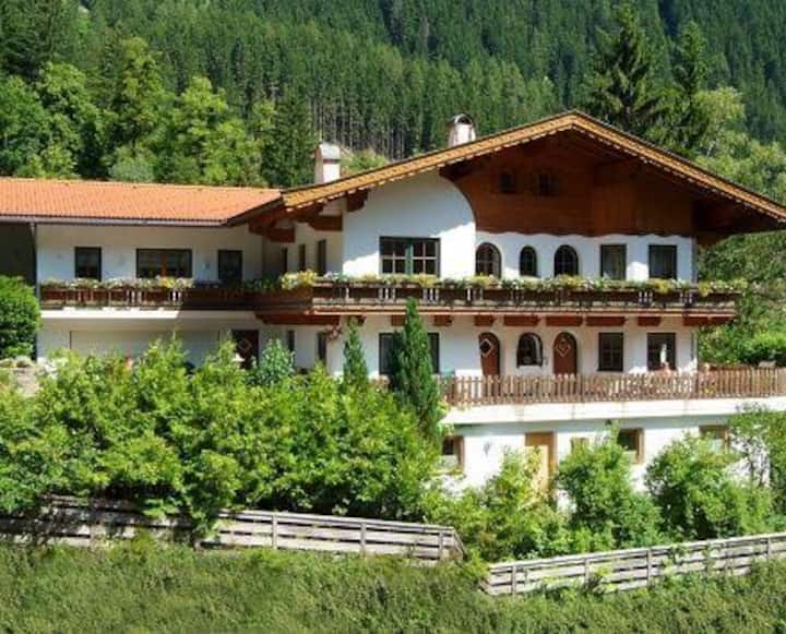 Apartement Schmalzl - Garden - Mayrhofen