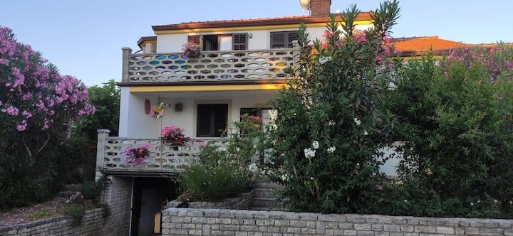 Casa Vacanza Al Mare Nel Verde Monterosso - Piran
