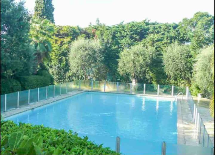 Magnifique 2p Vue Mer Piscine Grande Terrasse Pk - Biot