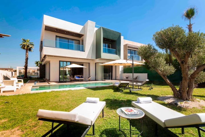 Superbe Villa Sur Golf. Piscine Chauffée! - Marrakesh
