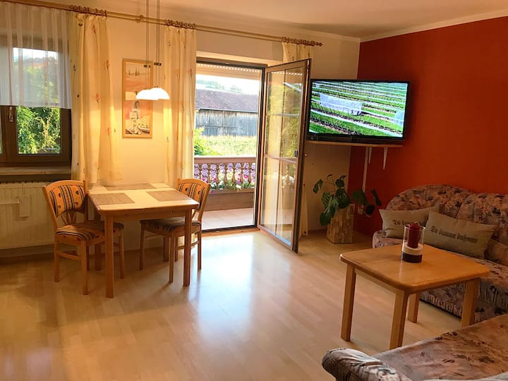 Ferienwohnung I Mit Balkon (Mesnerhof, Bayerbach) - Bad Birnbach