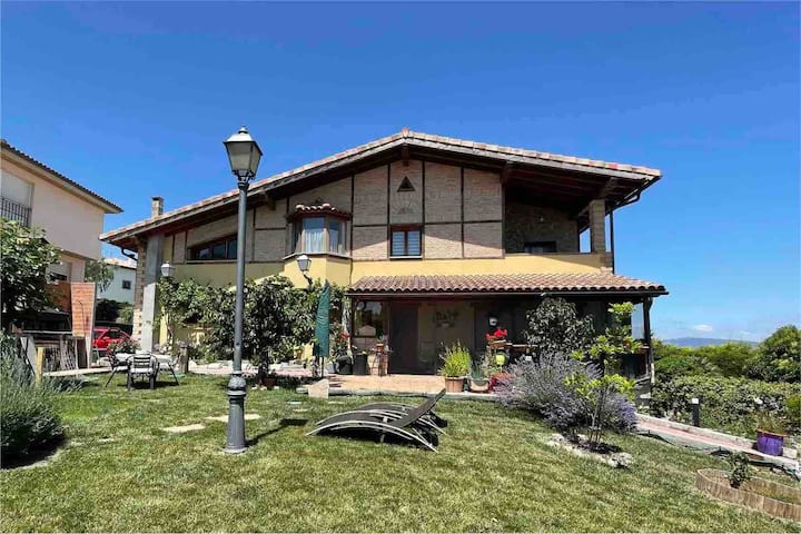 Habitación Con Vistas En Casa De Pueblo - Navarra