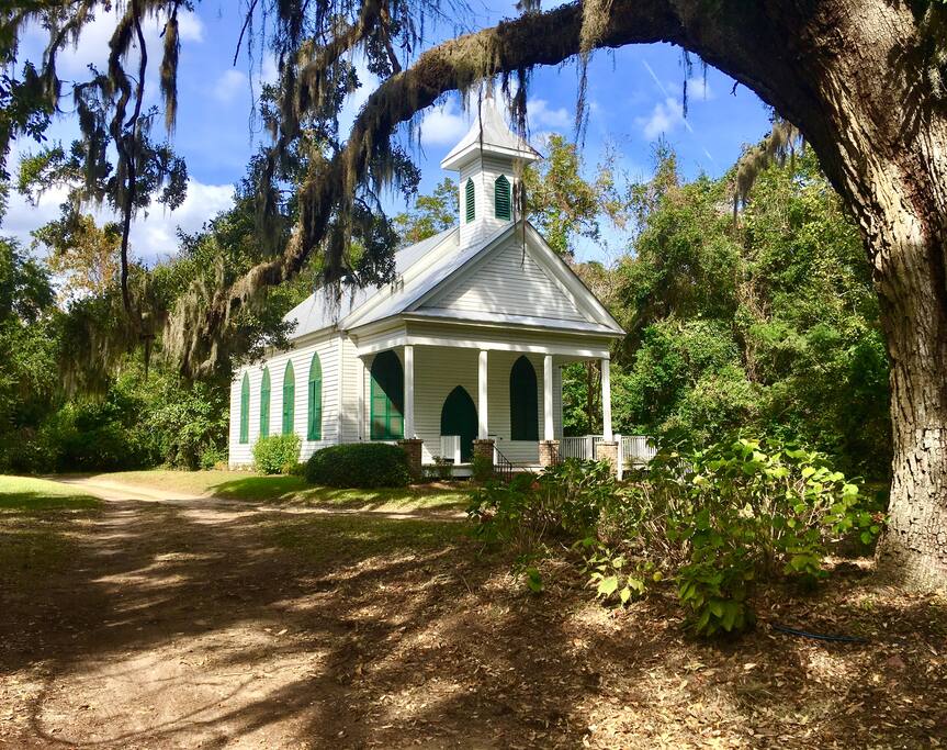 Historical Southern Home in Paradise - Houses for Rent in Wadmalaw ...