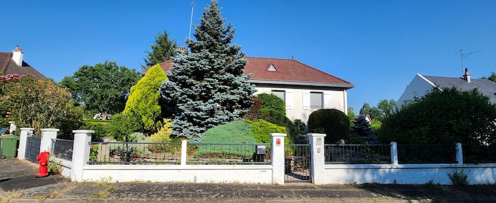 Studio Cosy Tout éQuipé Aménagé - Chambray-lès-Tours