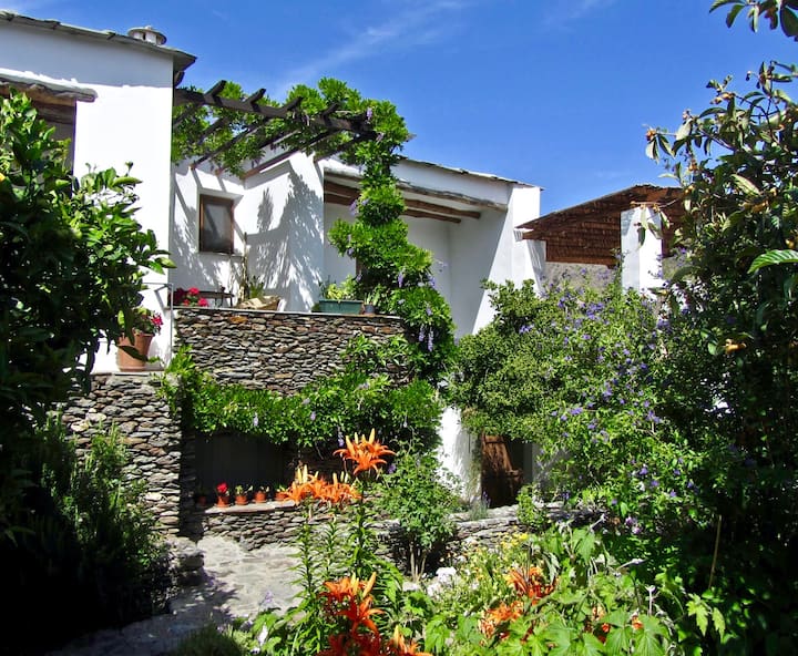 A Peaceful Haven In The Alpujarra, Stunning Views - Trevélez