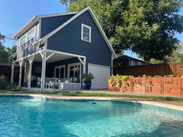 East Dallas Guest House / Private Pool - Dallas, TX