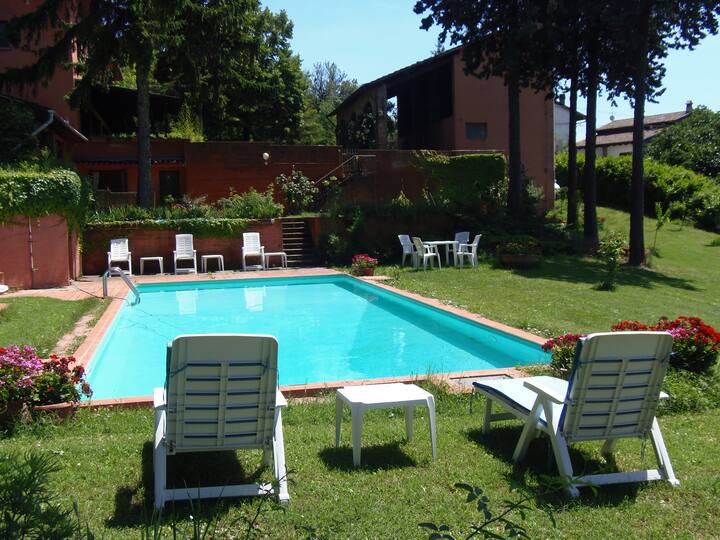 Casa Singola In Collina Con Portico E Piscina - Piedmont