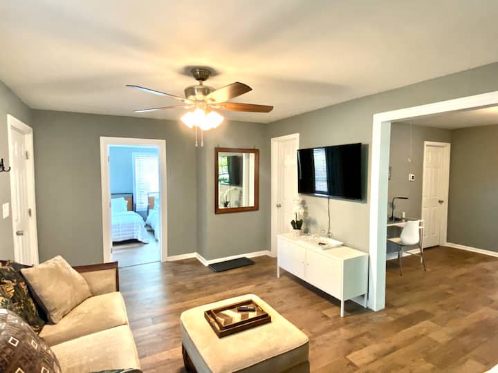 Casa Bonita, 2br, 2bath, 3beds - Winston-Salem, NC
