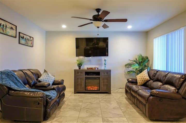 Completely Renovated Two Bedroom Apartment - Phoenix, AZ