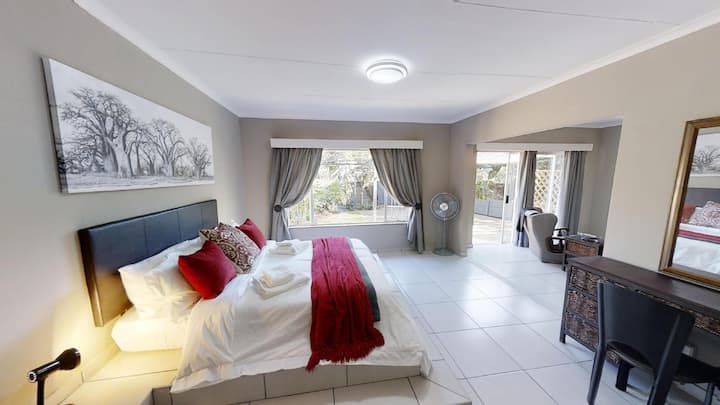 Homely Apt, Centrally Located W/ Free Wifi & Dstv. - Pretoria, South Africa