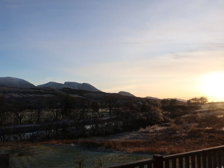 Colonsay, 2 Bedroom Lodge, Mountain Views - Fort William