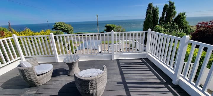 3 Bedroom Home With Outstanding Sea Views - Sandown