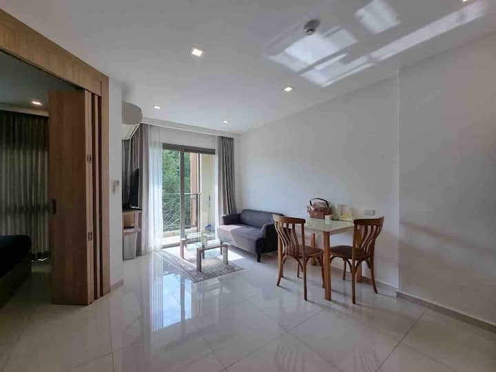 Entire Unit 宁静私隐花园式公寓蜜月旅行渡假 Home Suite Pattaya - Pattaya City