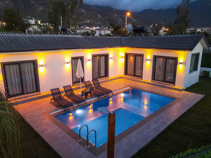 ÖLüdenizde Müstakil Bir Evde Tatil İMkanı - Ölüdeniz