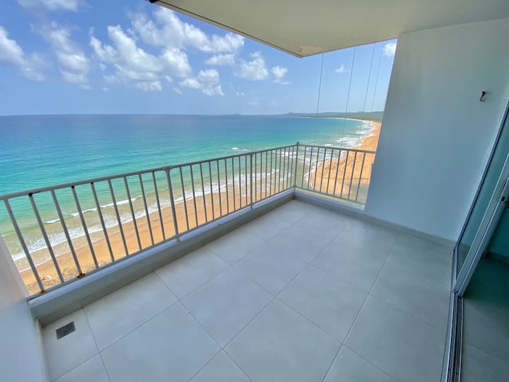 Cozy Beachfront Condo W/ Pool, (New Elevators) - Luquillo