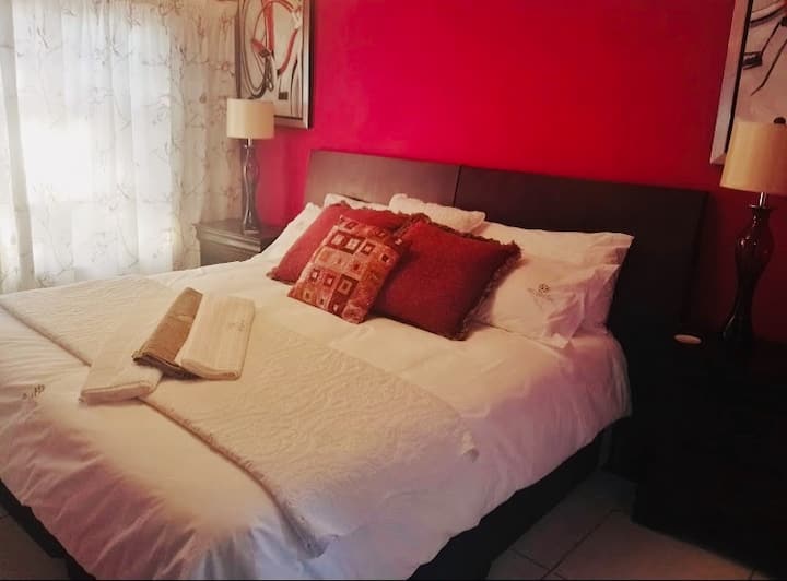 Mapozulu Lodge- Homely Stop Over - Modimolle