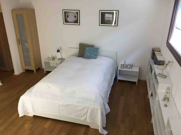 10 Mins To Fair/city: Modern Guest Room With Bath - Frankfurt