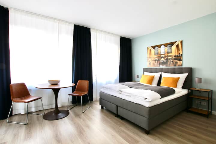 Cosy Apartment At Barbarossaplatz - Cologne
