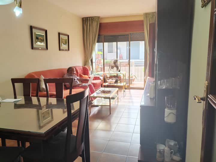 Linda Habitación En El Centro De Castelldefells - Castelldefels
