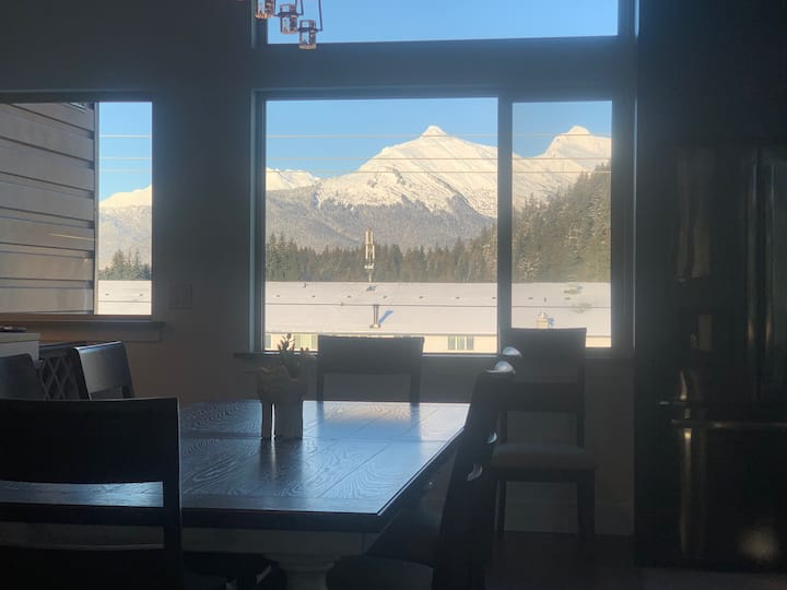 Casa Del Sol At The Airport. Modern & Comfortable - Juneau, AK