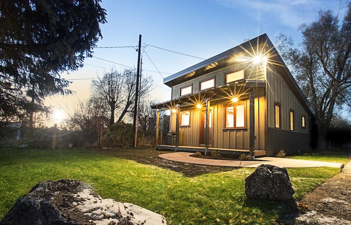 Modern Cabin With Walkability In Downtown Driggs - Driggs, ID