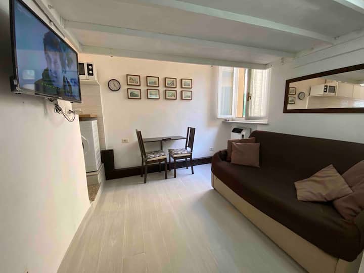 Central! Open Space Studio Loft - Como, Italia