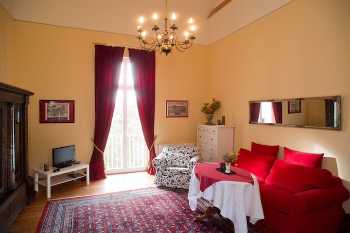 Schön & Ruhig Wohnen Im Gutshaus Bei Frankfurt (O) - Brandenburg, Germany