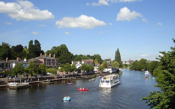 Luxury Duplex Apartment - Superb Size! - Chester