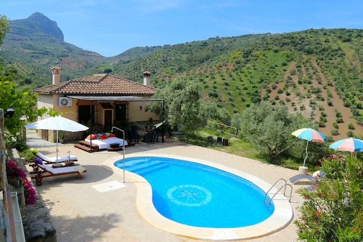 Delightful And Private Rural Villa - Olvera