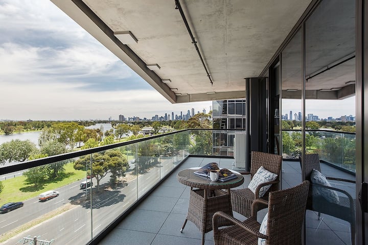 Lakeside Lookout—modern Living With Majestic Views - Brighton