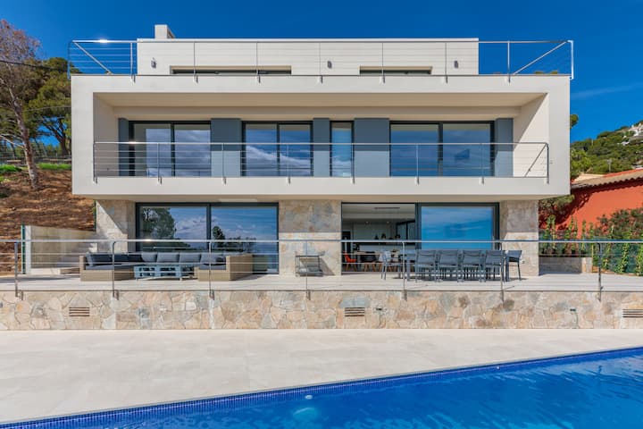 Villa Hyper Contemporaine Face à La Mer - Llafranc