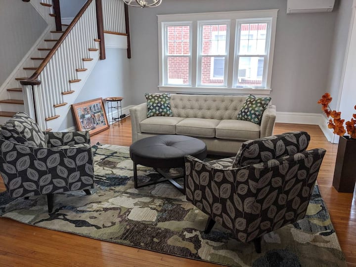 Budget 3rd Fl Room W Tv & Coffee - Harrisburg, PA