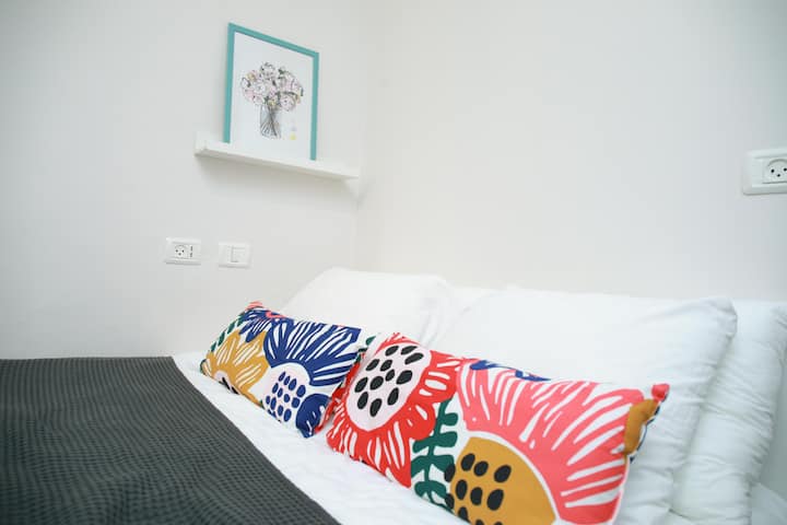 The Jaffa Nest • Cozy Studio + Balcony #22 - Jerusalem