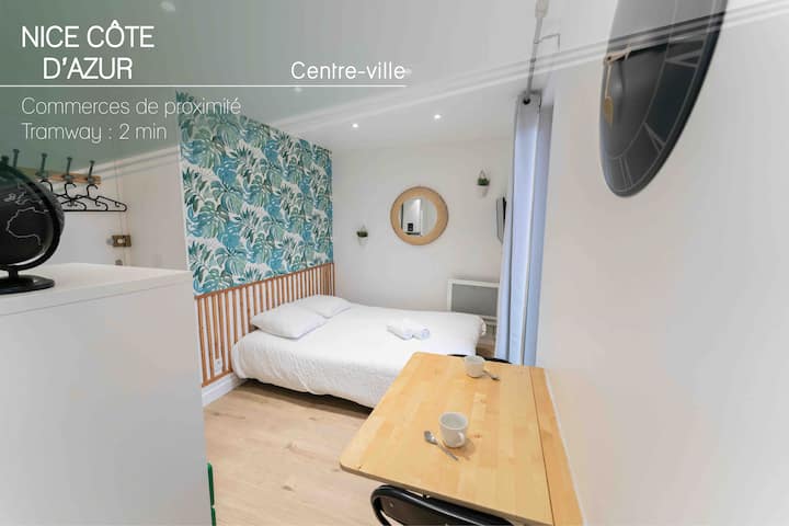 Nice , Quartier Acropolis Balcon - Villefranche-sur-Mer