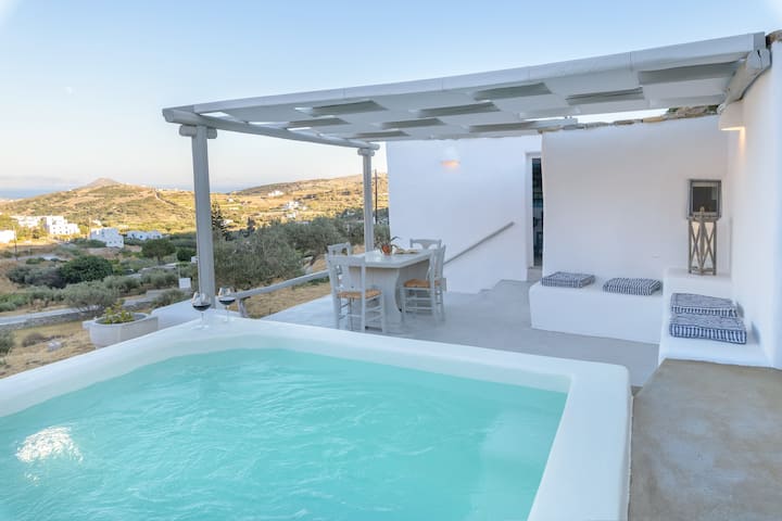 Magginas Little Home - 파로스