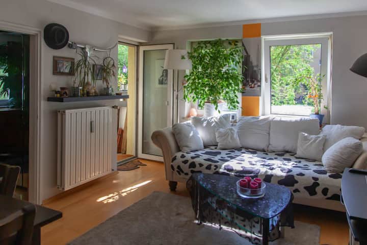 Cozy Cat Cave - München