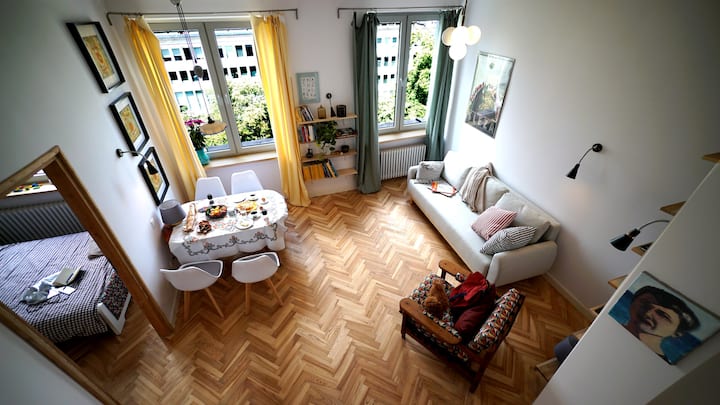 Location, Location, Location Quiet G - Varşova