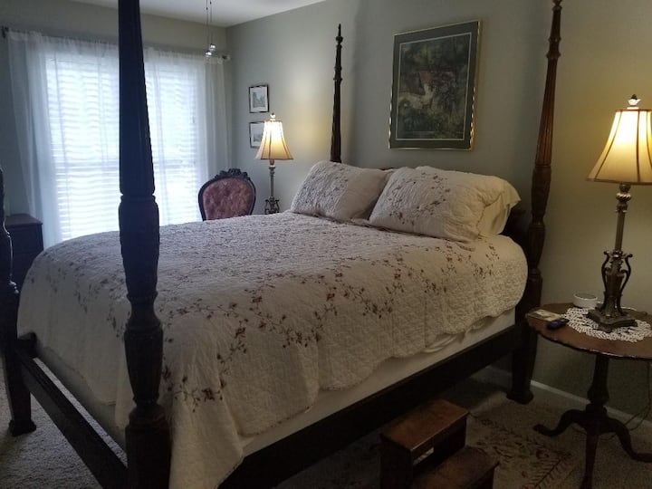 Vintage Cottage Suite In Garden Setting - Raleigh, NC