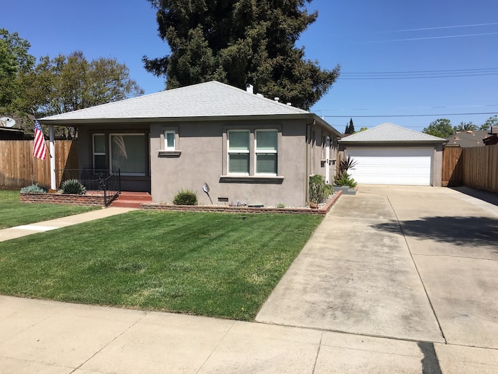 Charming Home In Lodi Wine Country. - Lodi, CA