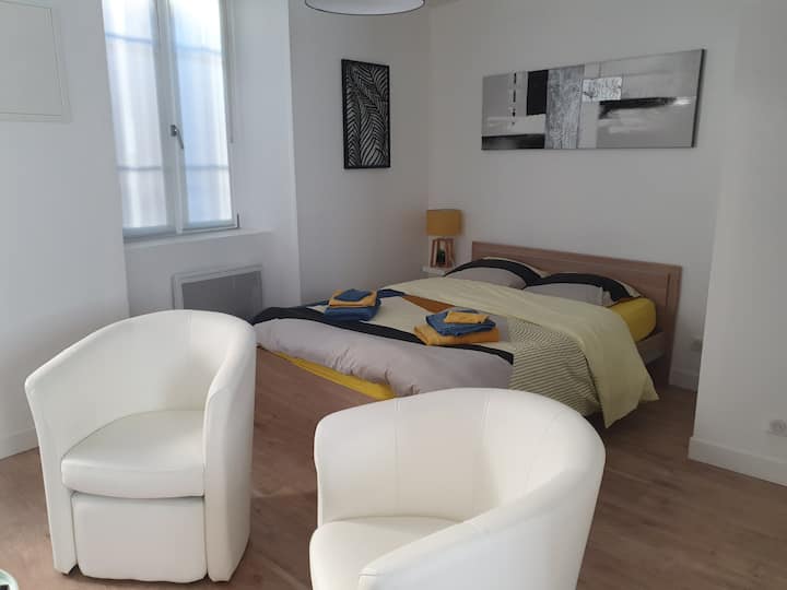 Studio Neuf, Tout Confort, Centre Ville Aurillac - Aurillac