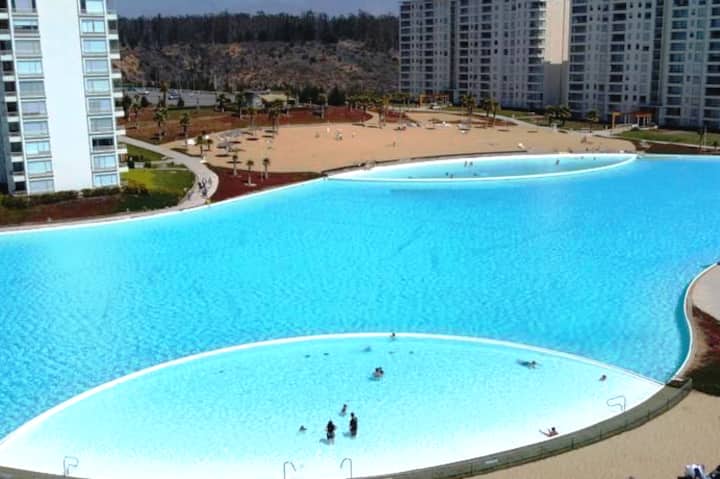 Bello Dpto. Laguna Bahía - Chile